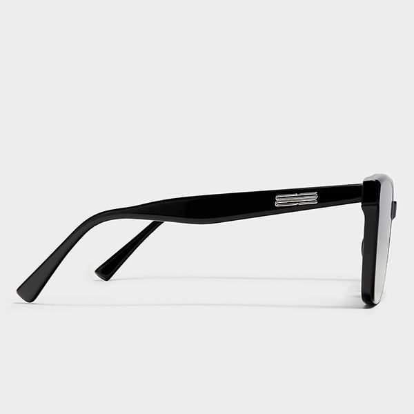 Kính Mát Gentle Monster Plot 01 Màu Đen